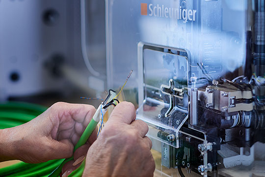 KABEL HAAG: Kabelkonfektion für die Industrie | Systemlieferant